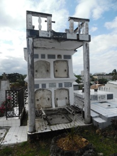 POINTE-A-PITRE (971) : cimetière - Landrucimetières